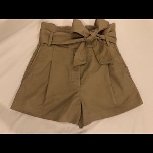 Aritzia | Shorts | Aritzia Wilfred Marne Linen Shorts Cairo Beige ...
